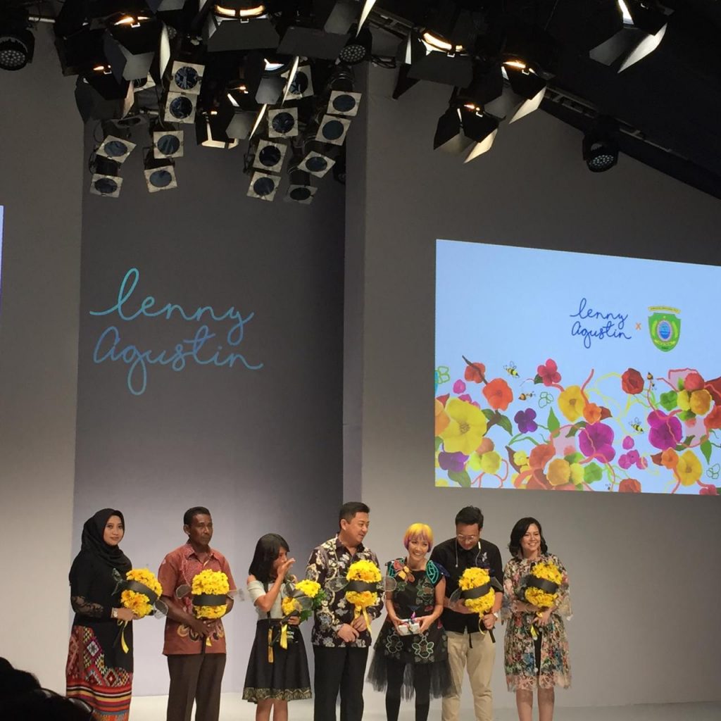 "Wan Sosa" Karya Terbaru Lenny Agustin Di Jakarta Fashion Week 2019 ...